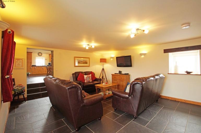 Bythynnod Lleuddad Cottages | Bythynnod Lleuddad Cottages in Llangwnadl
