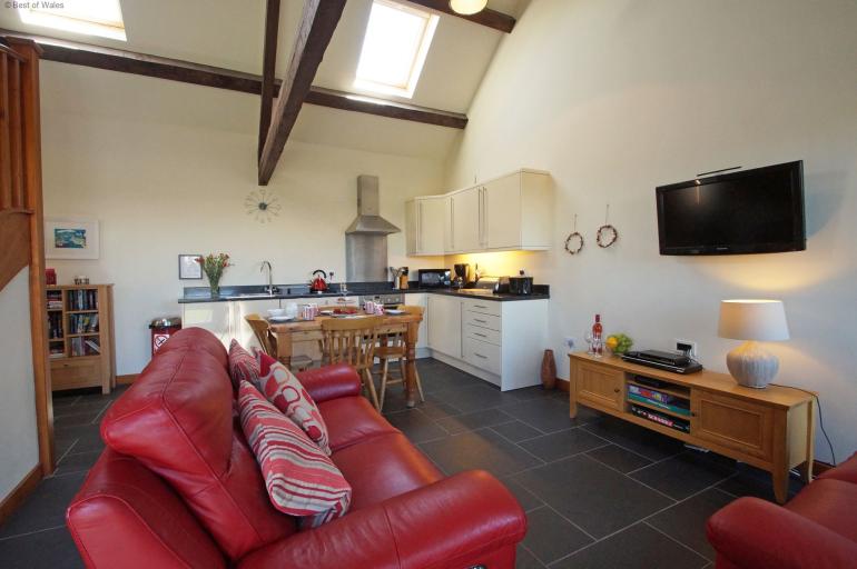 Bythynnod Lleuddad Cottages | Bythynnod Lleuddad Cottages in Llangwnadl
