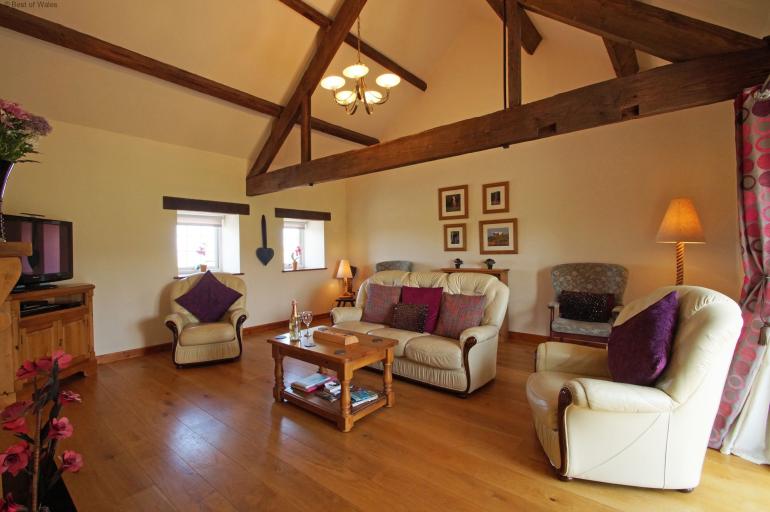 Bythynnod Lleuddad Cottages | Bythynnod Lleuddad Cottages in Llangwnadl