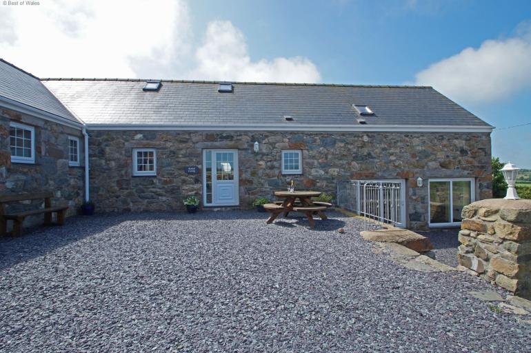 Bythynnod Lleuddad Cottages | Bythynnod Lleuddad Cottages in Llangwnadl