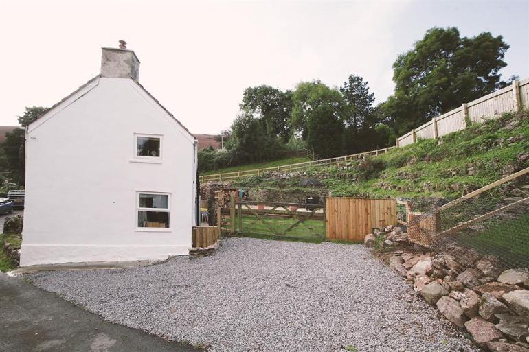 Frog Lane Cottages | Frog Lane Cottages in Swansea