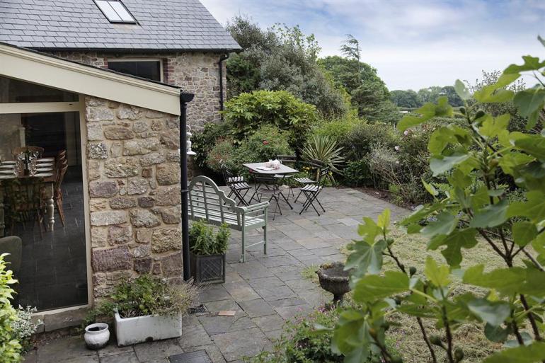 Nicholaston Cottage | Nicholaston Cottage in Gower