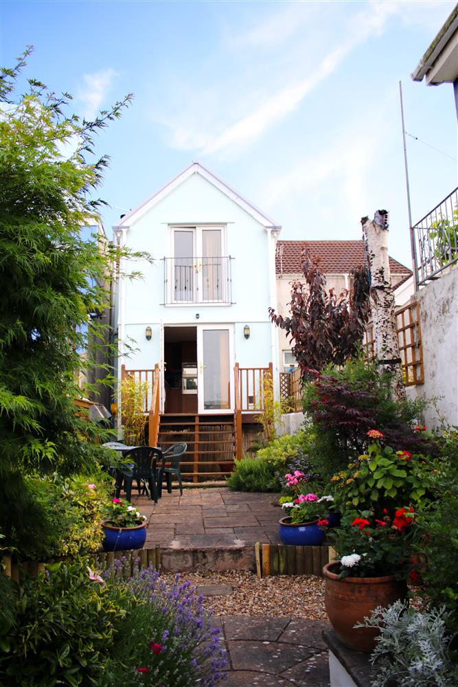 Oyster Cottage | Oyster Cottage in Gower