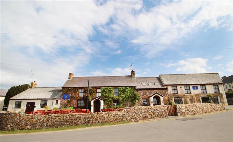 West End Cottage | West End Cottage in Gower
