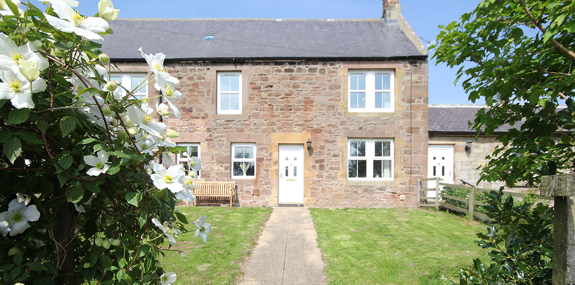 Hedgerow Cottage | Hedgerow Cottage in Newham, near Beadnell ...