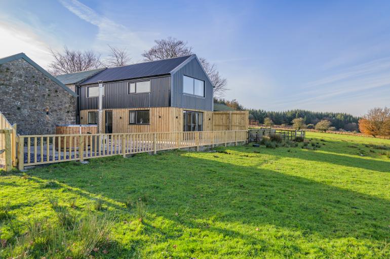 Y Golwg | Y Golwg in Abergavenny