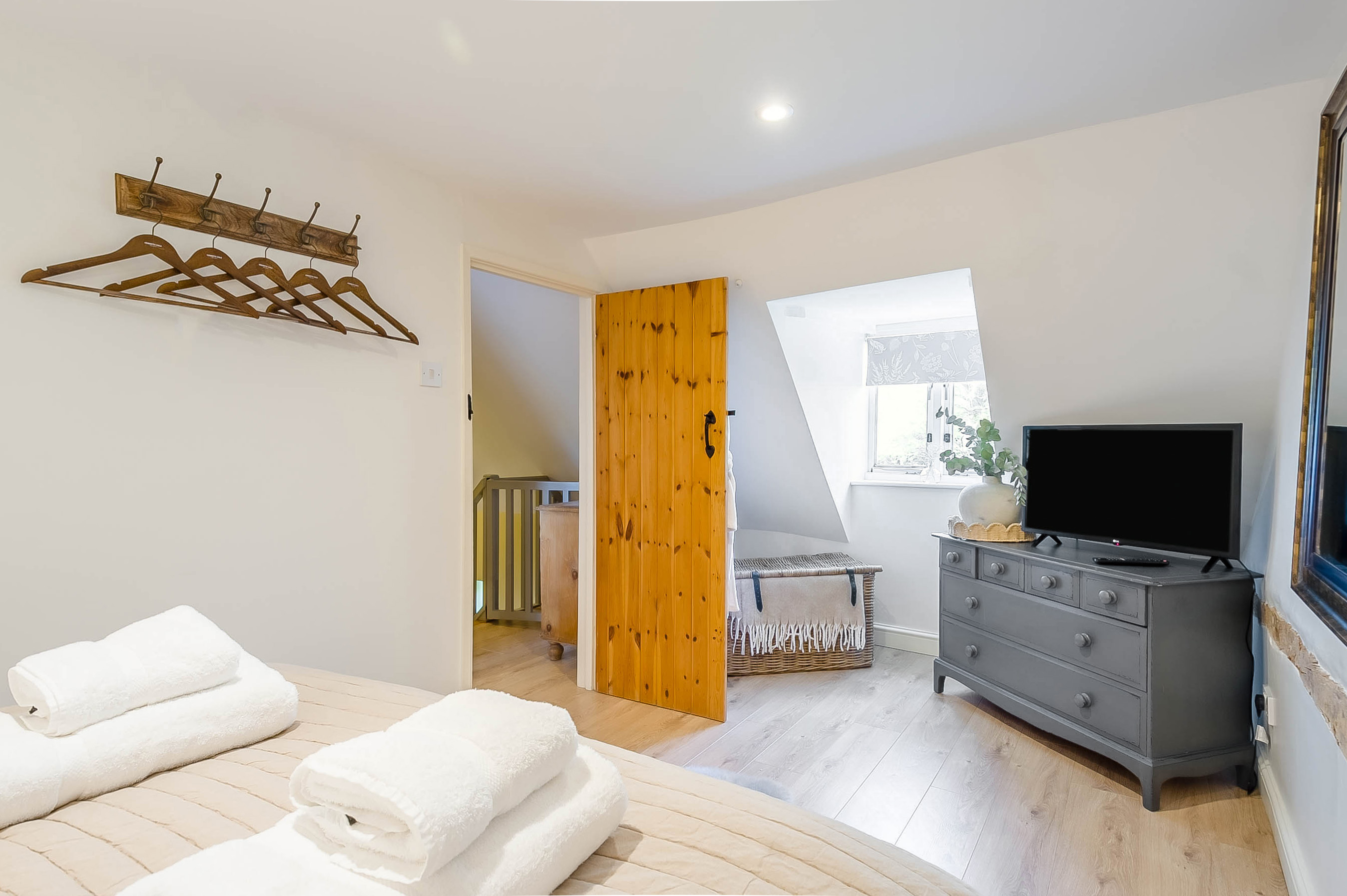 Hare Cottage | Hare Cottage in Hanworth, near Cromer, Norfolk