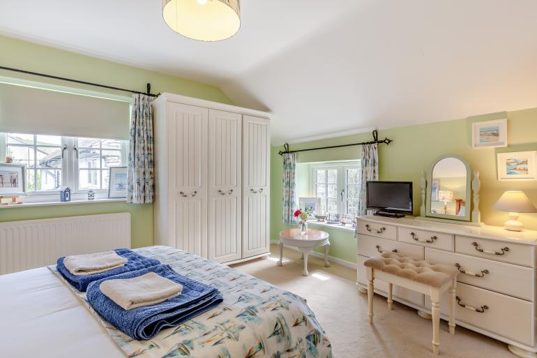Olive Tree Cottage | Olive Tree Cottage in Weymouth