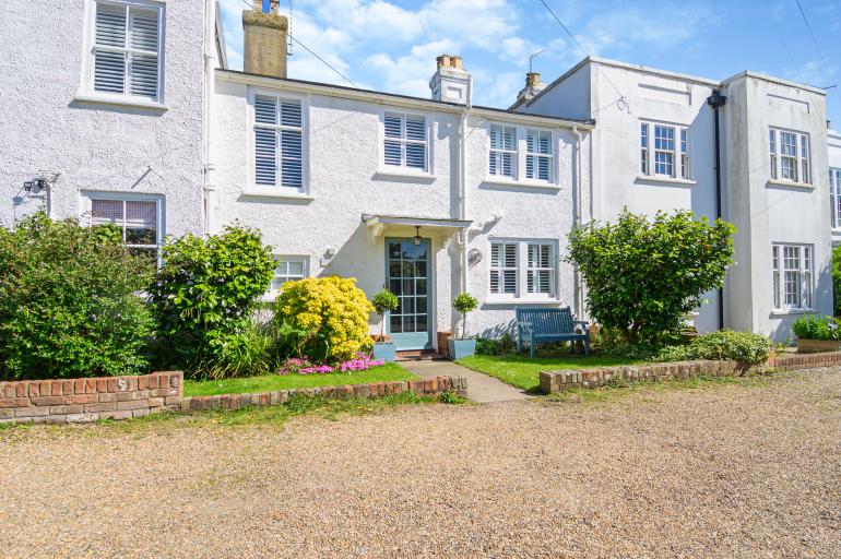 3 Centre Cliff | 3 Centre Cliff in Southwold