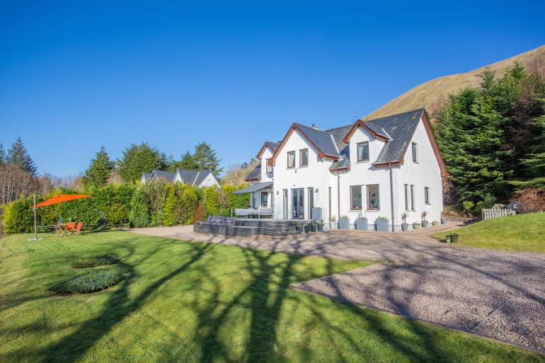 Loch View - Loch Lochy | Loch View - Loch Lochy in Letter Finlay