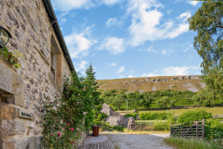 Old Hall | Old Hall in Hawkswick