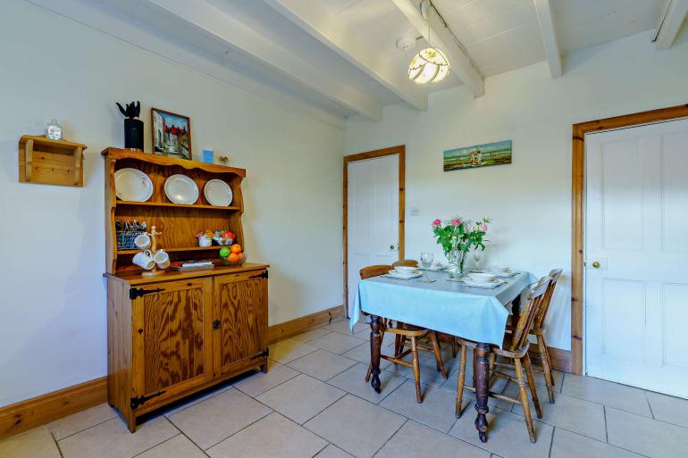 Alice Cottage | Alice Cottage in Robin Hoods Bay