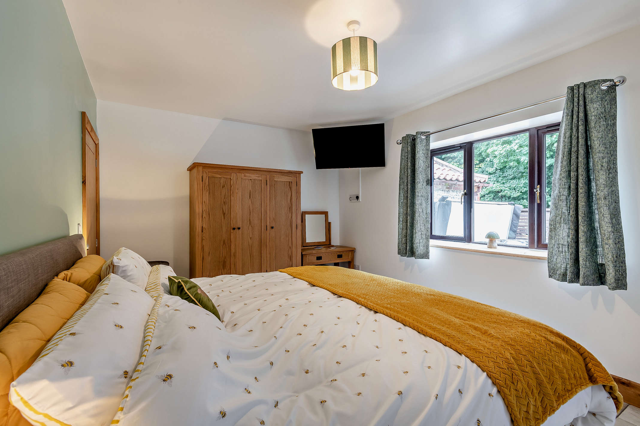 Robin's Rest at Wayside Farm | Robin's Rest at Wayside Farm in Felbrigg ...