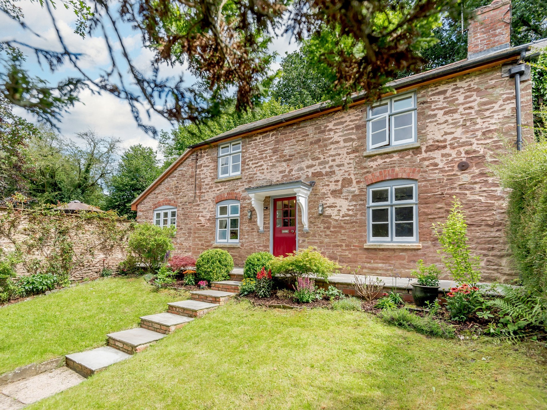2 The Oaks | 2 The Oaks in Hoarwithy, near Hereford, Herefordshire