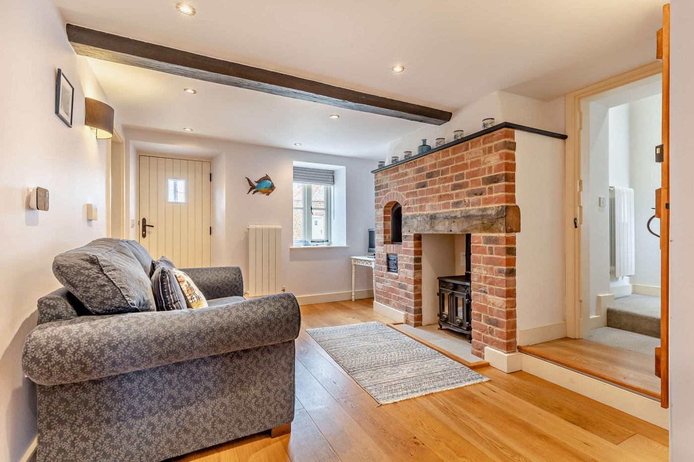 3 Bedroom Cottage in Ringstead - Dog Friendly Holiday Cottage in ...