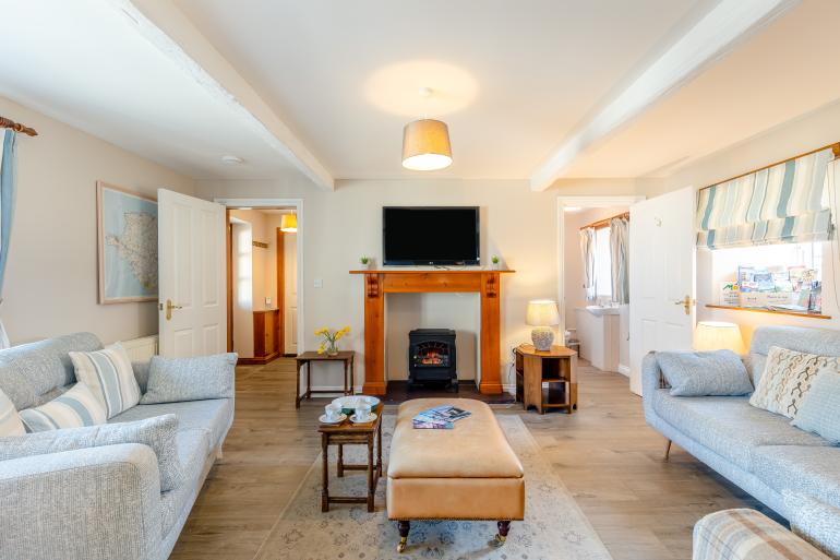 FFerm Y Stabal | FFerm Y Stabal in Llanfwrog
