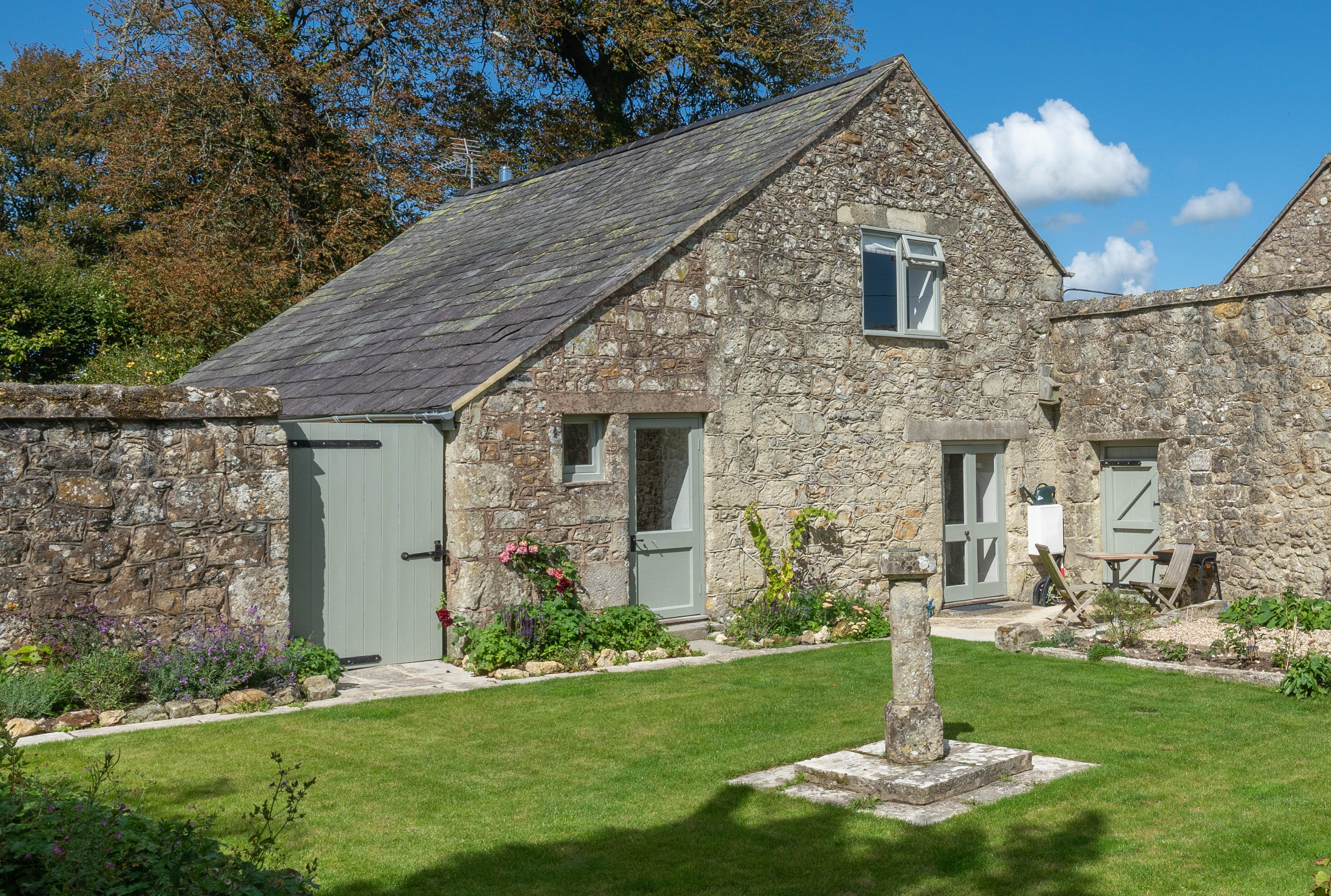 The Ox House - Appuldurcombe Farm | The Ox House - Appuldurcombe Farm ...