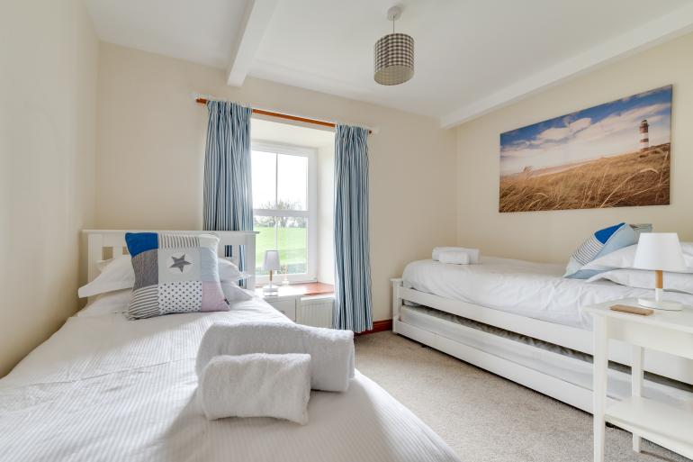 Hedgerow Cottage | Hedgerow Cottage in Nr Beadnell