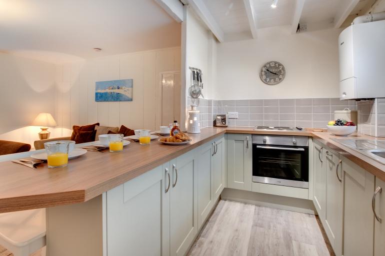 Crooked Cottage | Crooked Cottage in Whitby