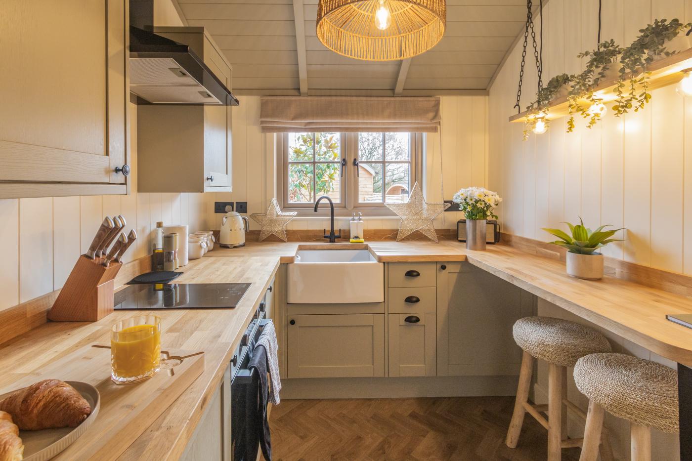 2 Bedroom Camping in Binsted - Dog Friendly Holiday Cottage in Binsted ...