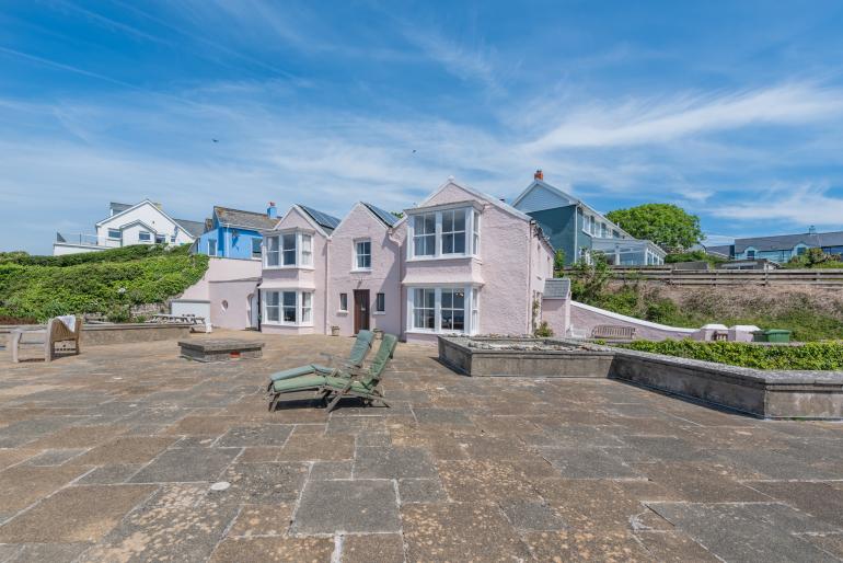 Cliff Cottage | Cliff Cottage in Little Haven