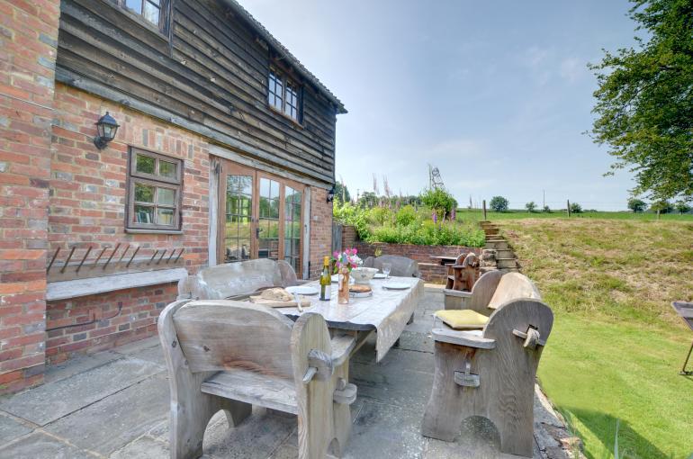 Iden Green Farm Stables | Iden Green Farm Stables in Benenden