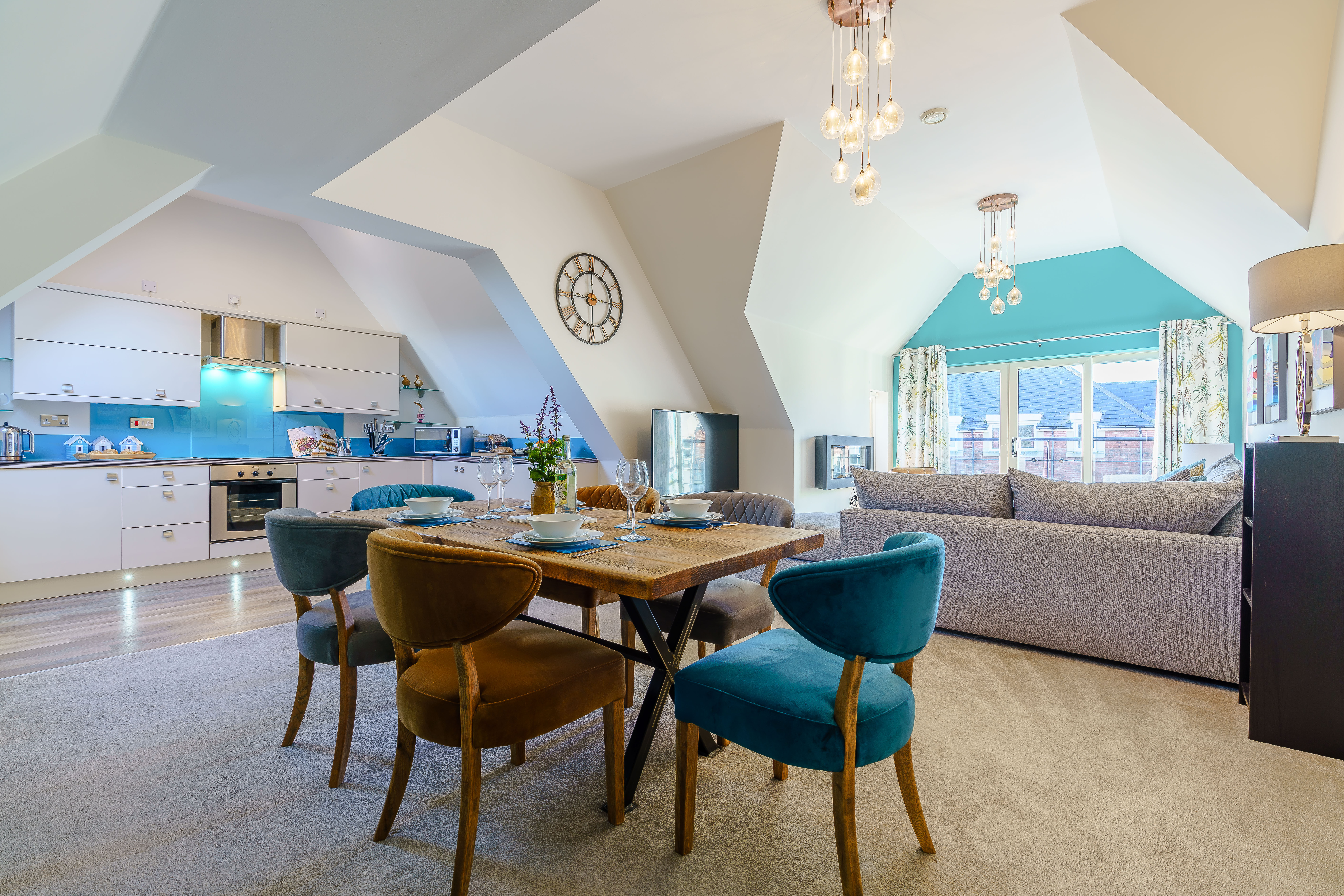 High Tide Penthouse Whitby | High Tide Penthouse Whitby in Whitby ...