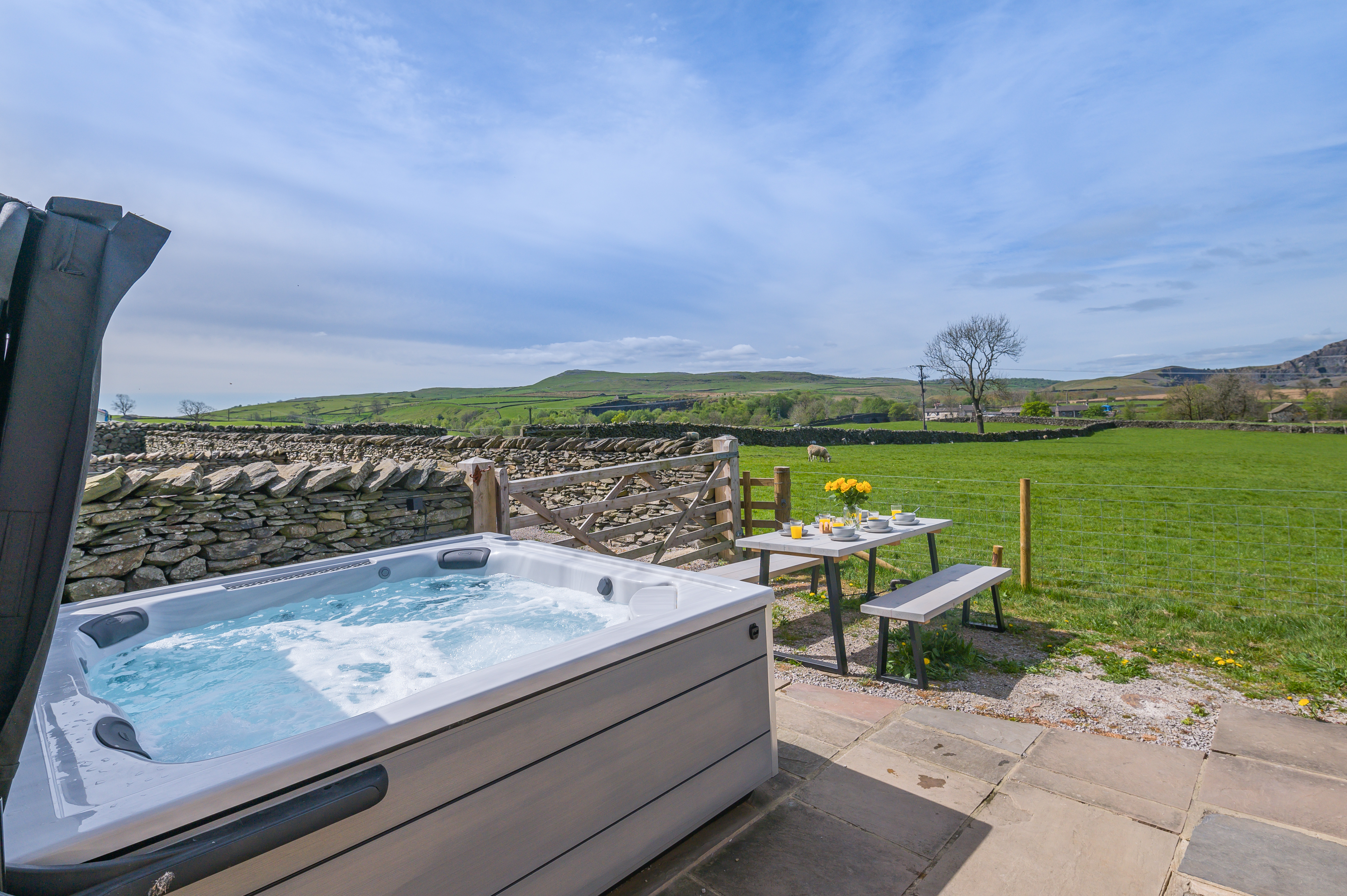 Ings Barn | Ings Barn in Horton-in-Ribblesdale, near Settle, Yorkshire