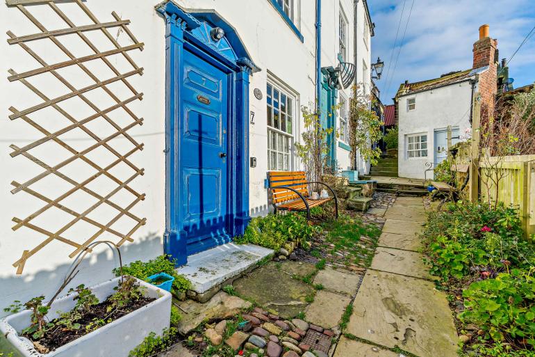 Alice Cottage | Alice Cottage in Robin Hoods Bay