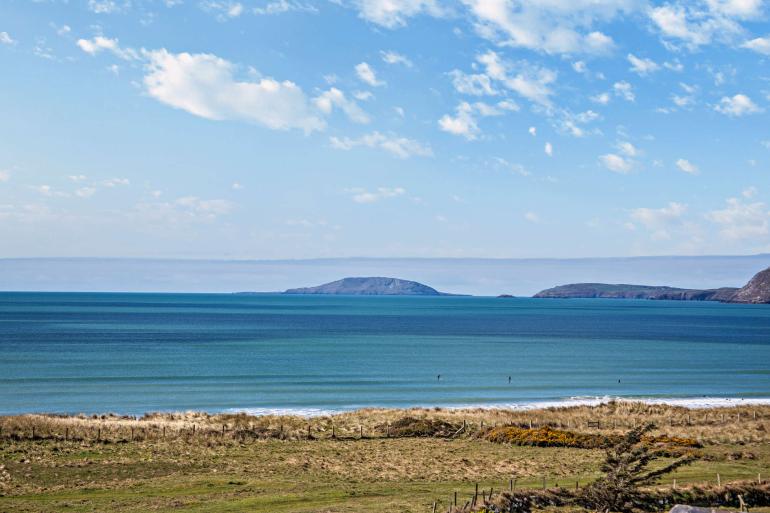 Fferm Ar Y Môr | Fferm Ar Y Môr in Pwllheli