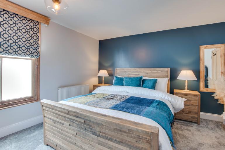 Whitsend | Whitsend in Whitby