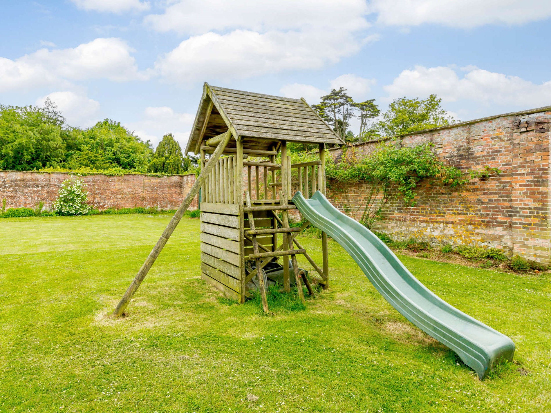 Churchill House | Churchill House in Minterne Parva, near Dorchester ...