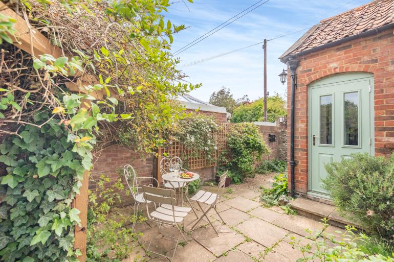 Courtyard Cottage | Courtyard Cottage in Stiffkey