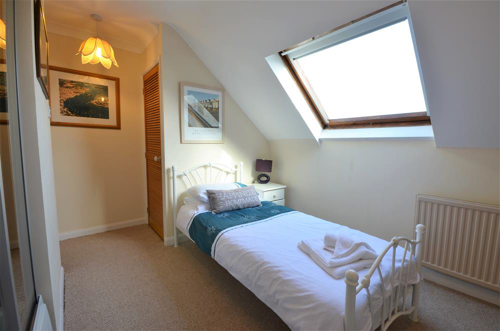 1 Bight Boatyard | 1 Bight Boatyard in Dartmouth, Devon