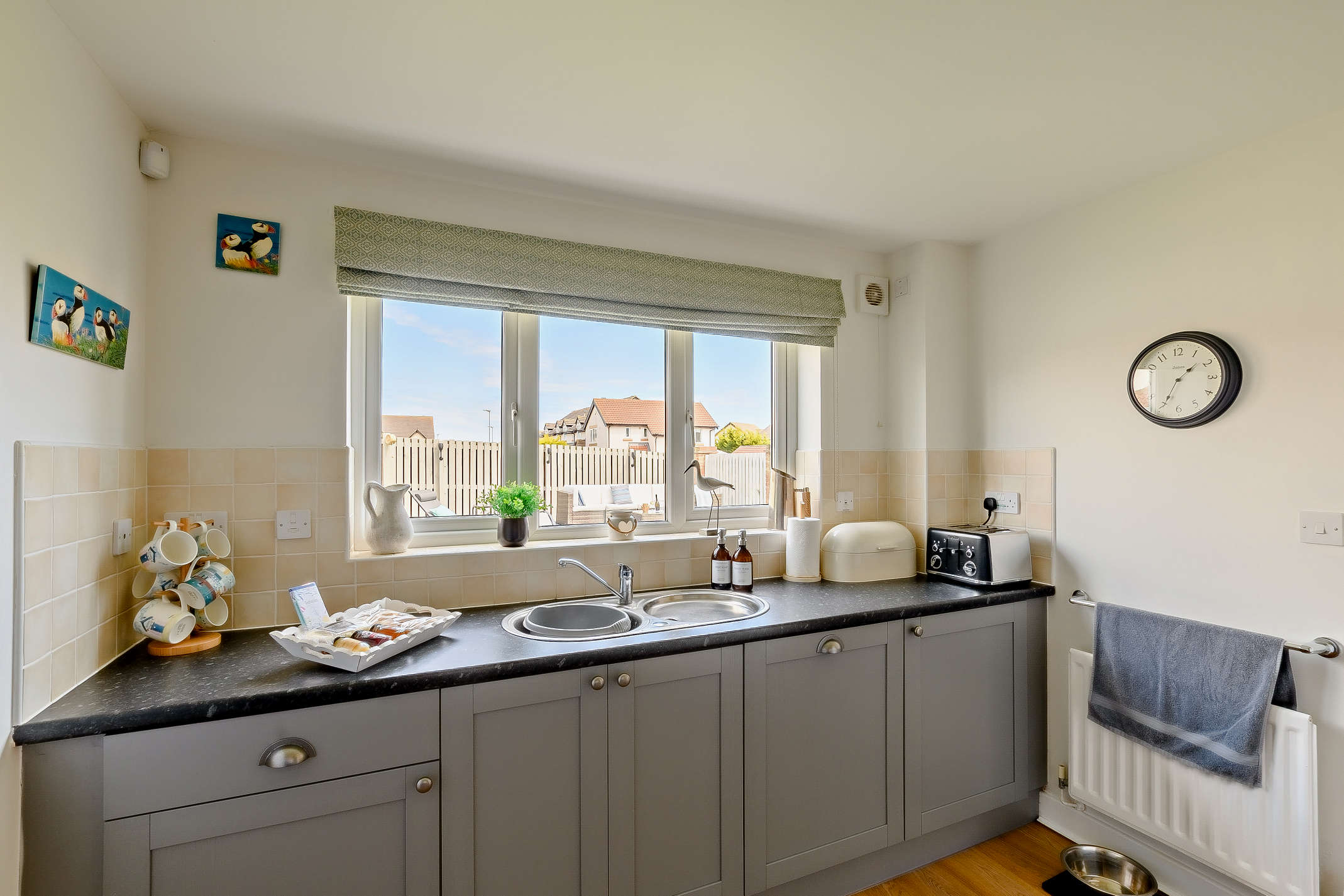 Ocean Breeze - Seahouses | Ocean Breeze - Seahouses in Seahouses ...