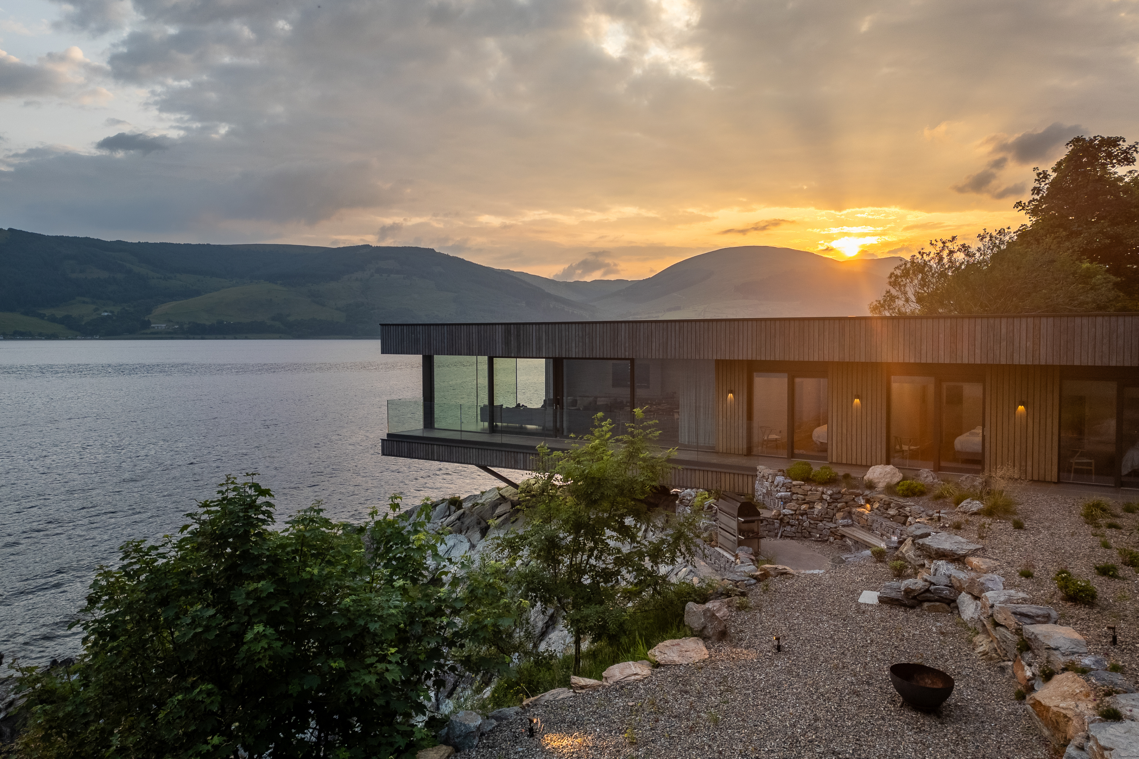 Rock Cove | Rock Cove in Cove, near Helensburgh, Central Scotland