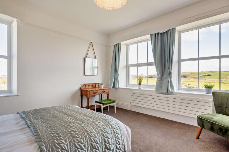 Fferm Ar Y Môr | Fferm Ar Y Môr in Pwllheli