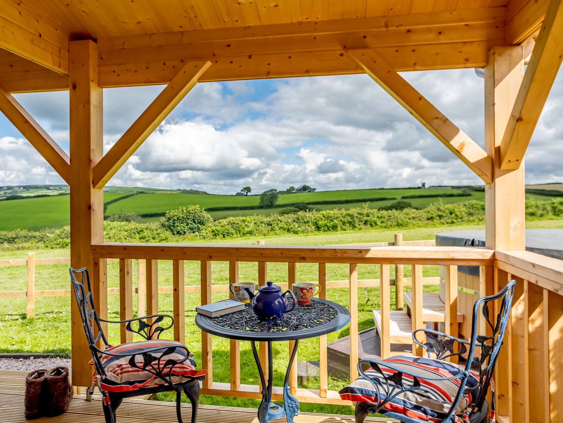 Stargazy Cabin | Stargazy Cabin in Polbathic, near Looe, Cornwall