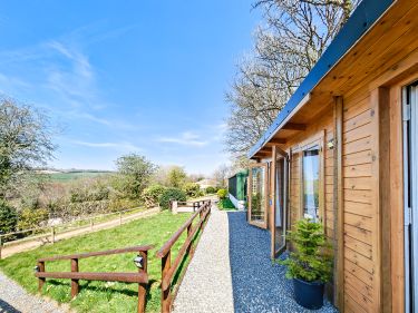 Dog-Friendly Lodges & Log Cabins in Devon | Pet-Friendly Devon Lodge ...