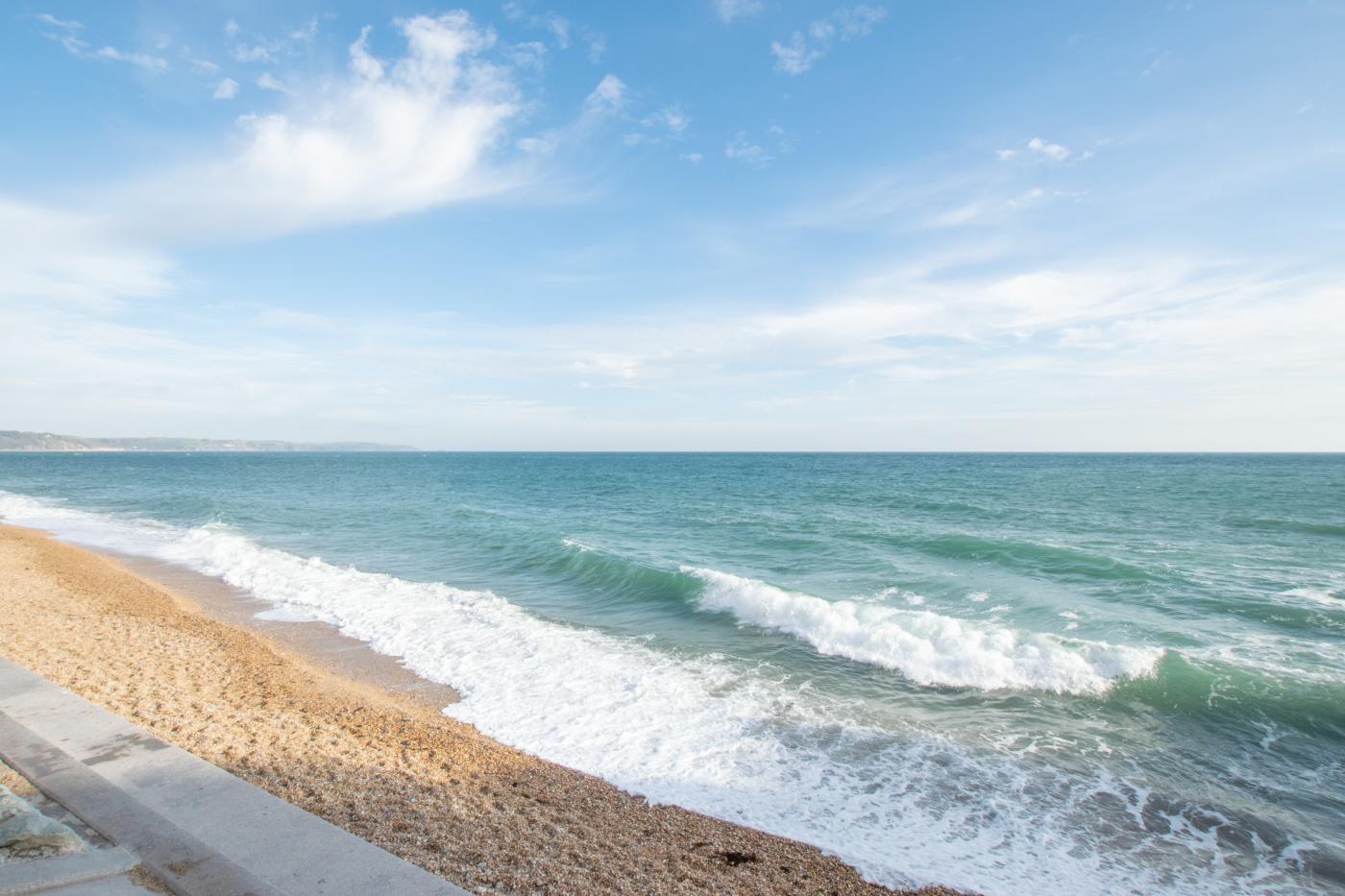 2 Bedroom Apartment in Torcross - Dog Friendly Holiday Cottage in ...
