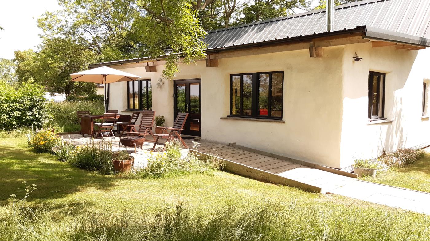 2 Bedroom House in Haughley - Dog Friendly Holiday Cottage in Haughley ...