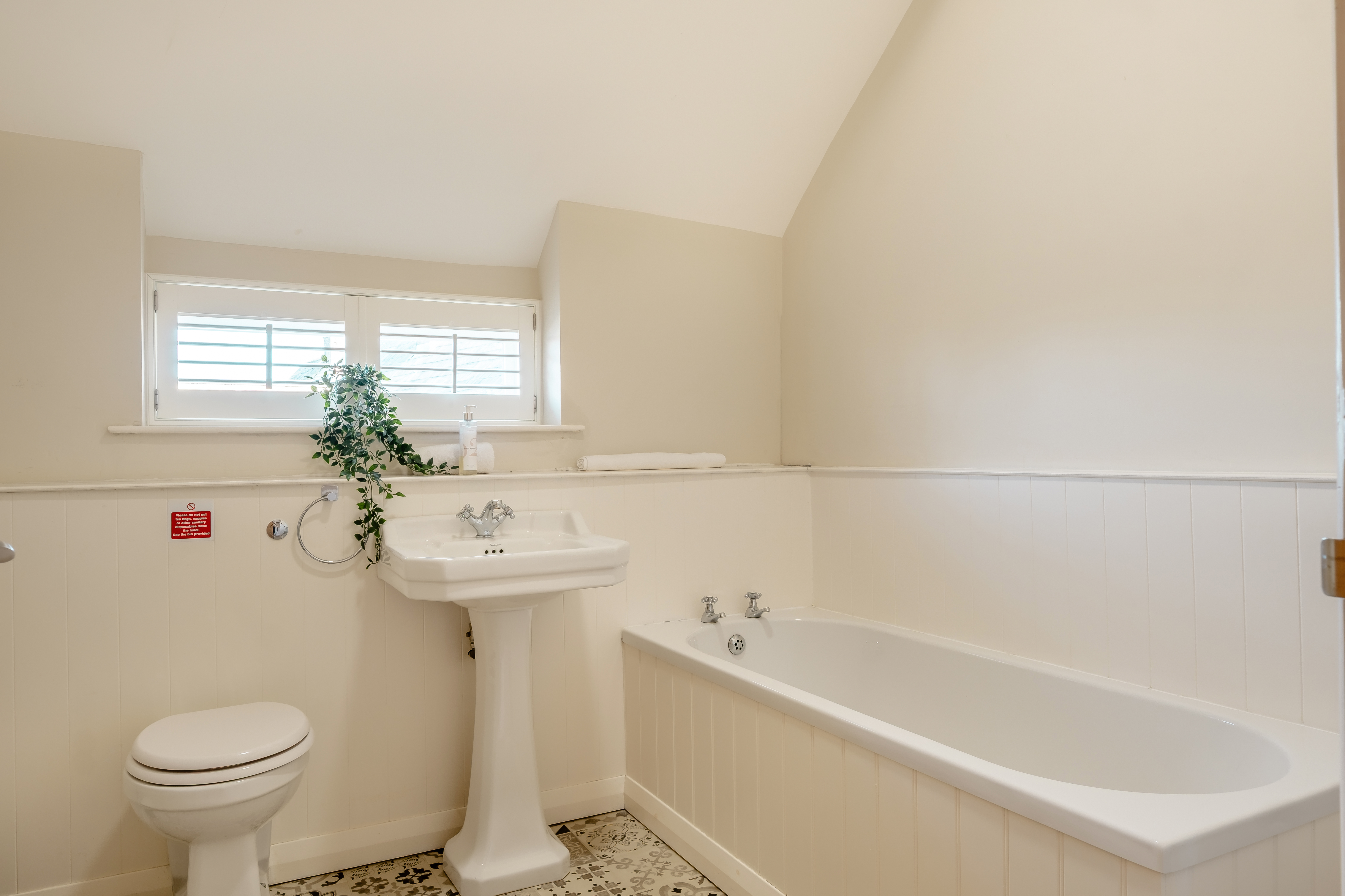 The Ox House - Appuldurcombe Farm | The Ox House - Appuldurcombe Farm ...