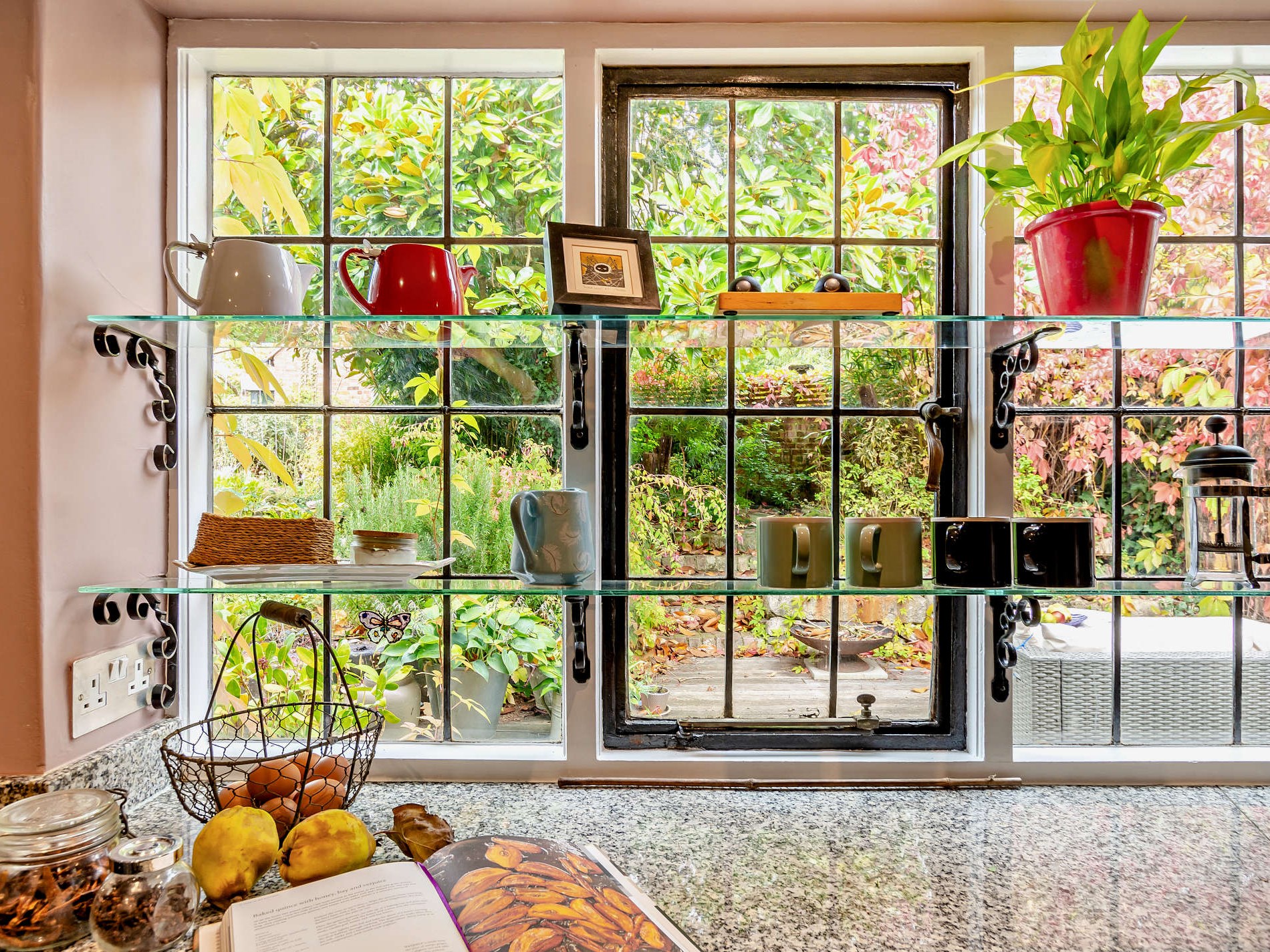 Walnut Tree Cottage | Walnut Tree Cottage in Tonbridge, Kent
