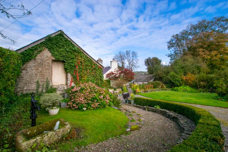 Old Vicarage Cottage | Old Vicarage Cottage in Llandysul