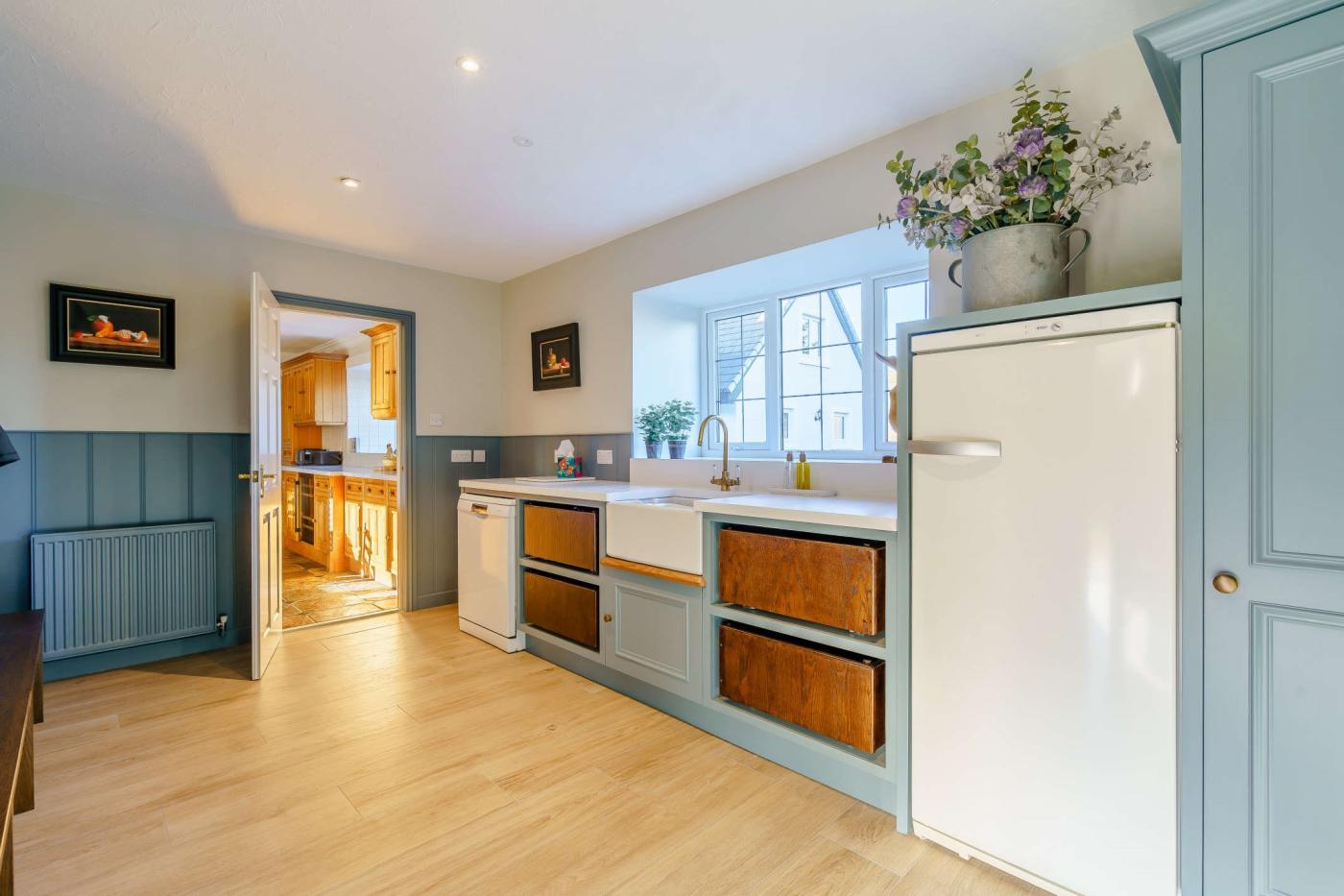 6 Bedroom Cottage in Largs - Dog Friendly Holiday Cottage in Largs ...