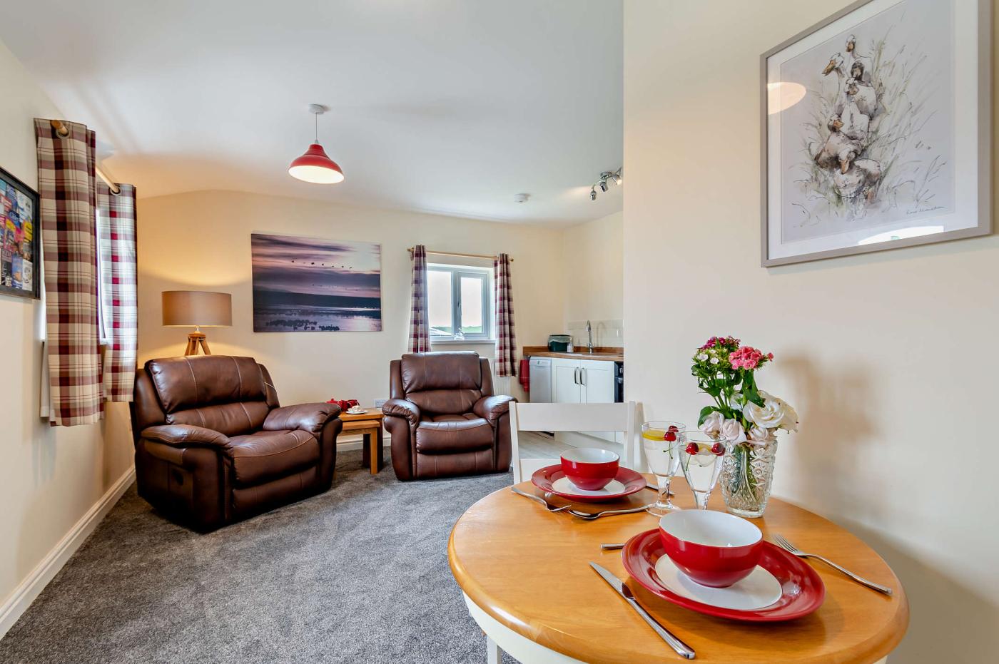 1 Bedroom Cottage in Red Roses - Dog Friendly Holiday Cottage in Red ...