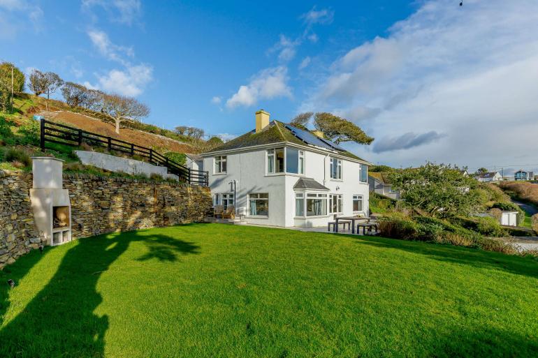 Dene Court | Dene Court in Mawgan Porth