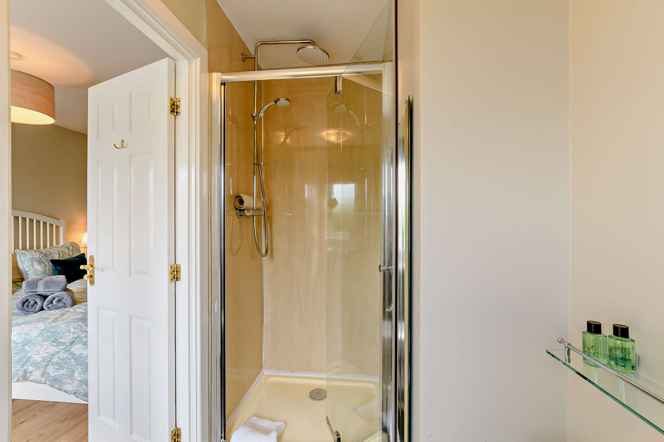 Ocean Breeze - Seahouses | Ocean Breeze - Seahouses in Seahouses ...