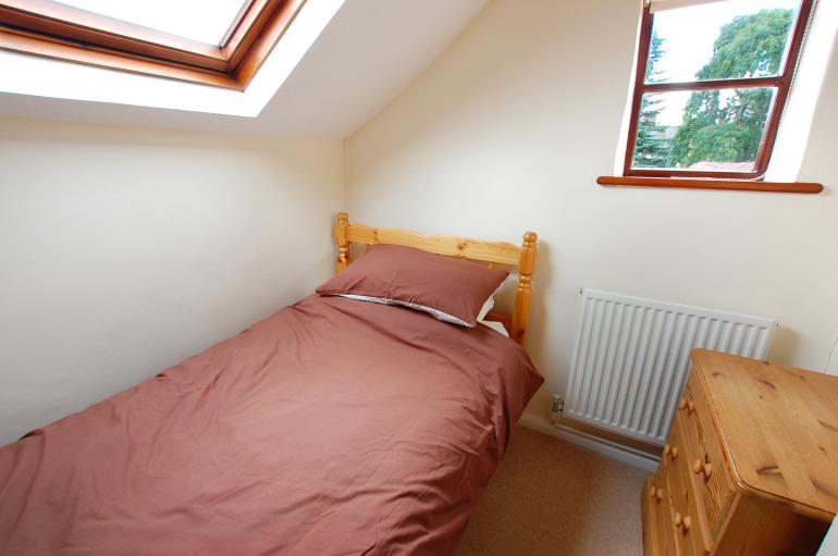 Church Barn Cottage | Church Barn Cottage in Field Dalling