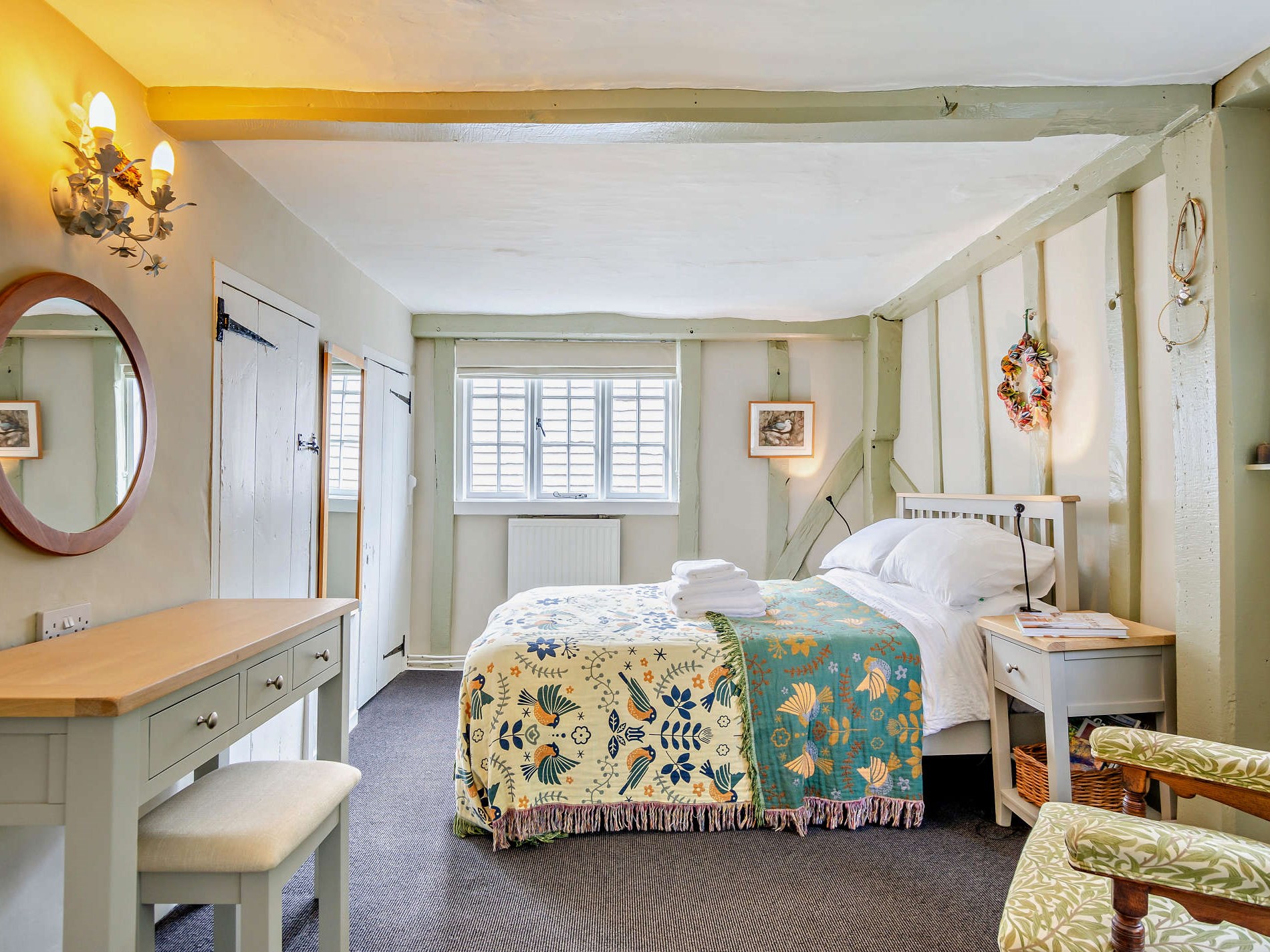 Walnut Tree Cottage | Walnut Tree Cottage in Tonbridge, Kent